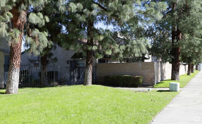 Kendall Drive - 1416 W Kendall Dr San Bernardino CA 92407 | Apartment ...