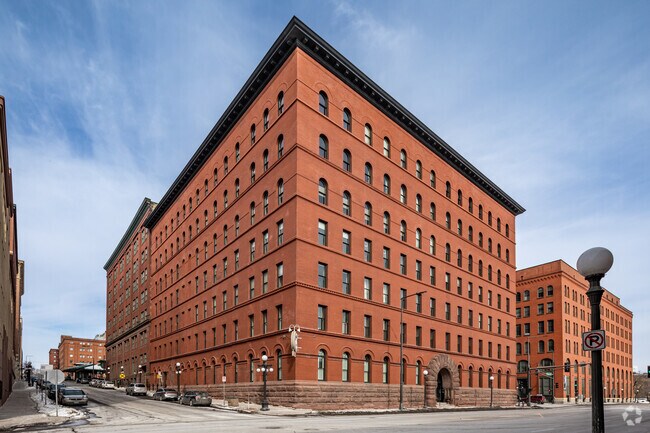 The Great Northern - 300 Wall St Saint Paul MN 55101 | Apartment Finder