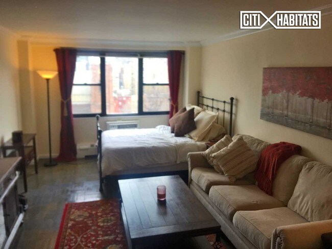 THE RUTHERFORD - 230 E 15th St New York NY 10003 | Apartment Finder