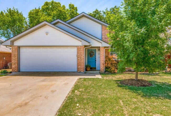 812 Brittany Dr - 812 Brittany Dr Denton TX 76209 | Apartment Finder