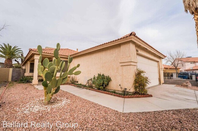 3 br, 2 bath House - 749 Weatherstone Drive - 749 Weatherstone Dr Las ...