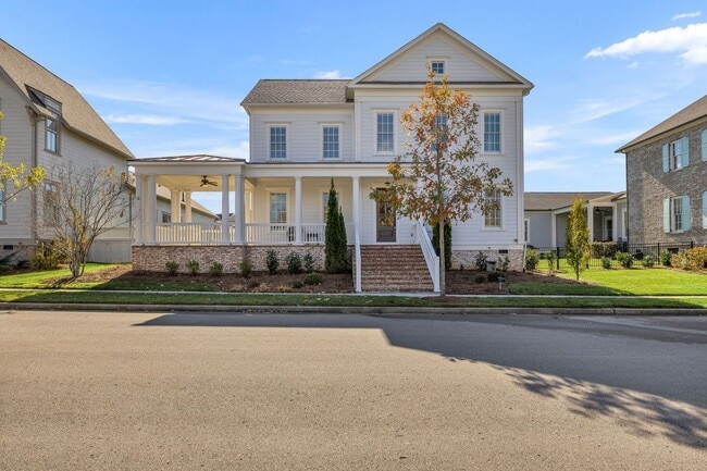 Luxury living in highly sought after Berry... - 4060 General Martin Ln ...