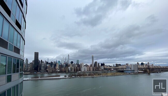 CENTER BOULEVARD - 45-45 Center Blvd Queens NY 11101 | Apartment Finder