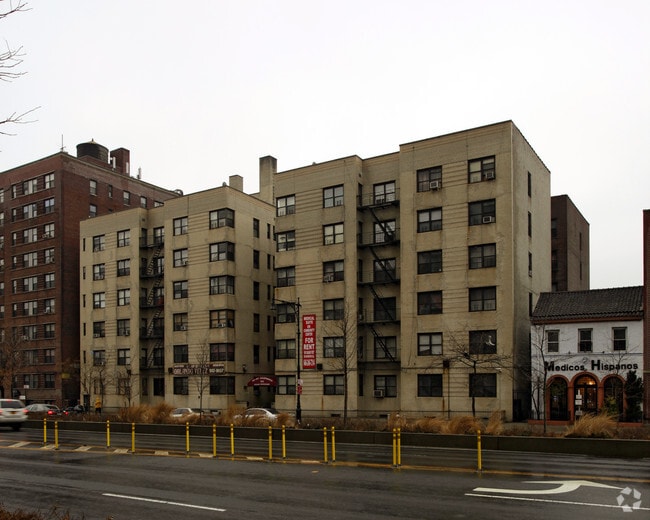 1015 Grand Concourse - 1015 Grand Concourse Bronx NY 10452 | Apartment ...