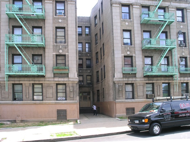 2226 Loring Pl N - 2226 Loring Pl N Bronx NY 10453 | Apartment Finder