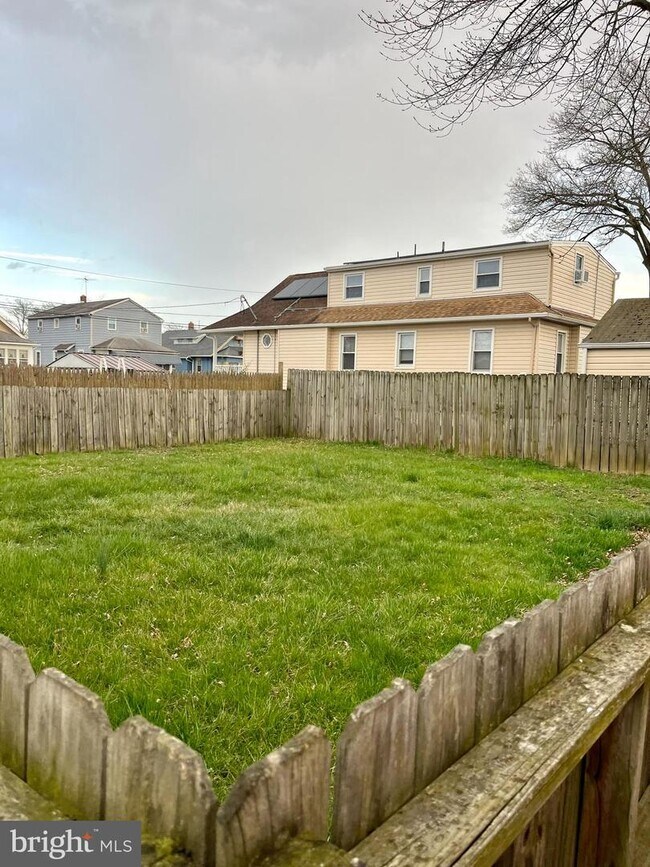 508 W Kings Hwy - 508 W Kings Hwy Mount Ephraim NJ 08059 | Apartment Finder