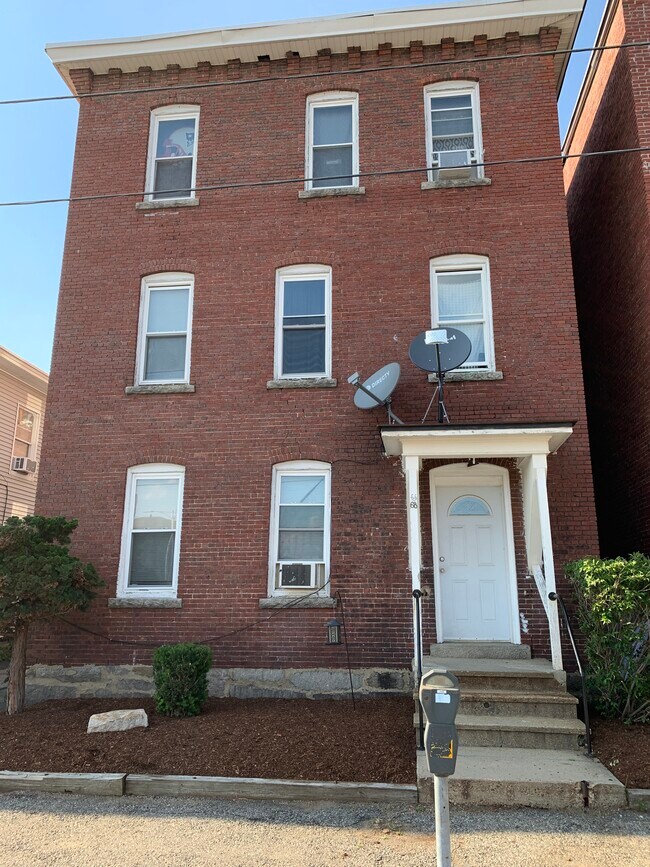 68 Orange St - 68 Orange St Manchester NH 03104 | Apartment Finder