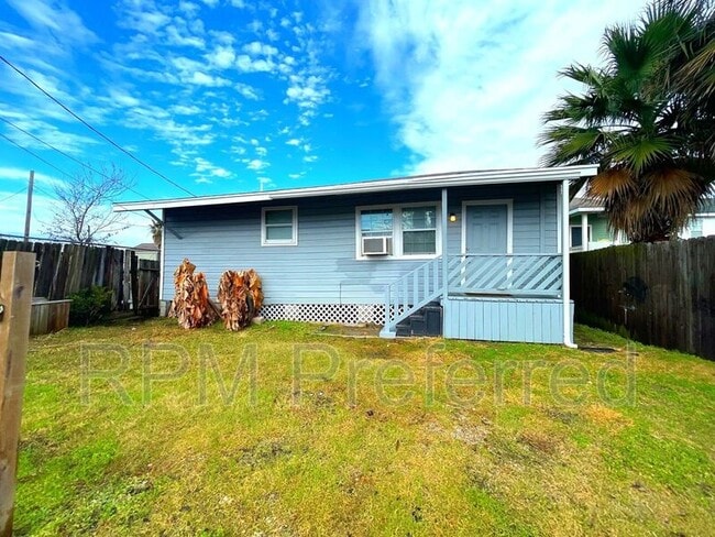 5523 Avenue O 1/2 - 5523 Avenue O 1/2 Galveston TX 77551 | Apartment Finder