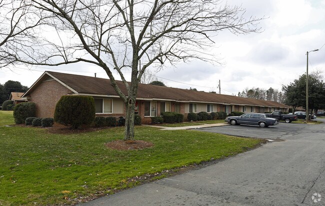 Trinity Park Apartments - 9609 Trinity Rd Charlotte NC 28216 ...