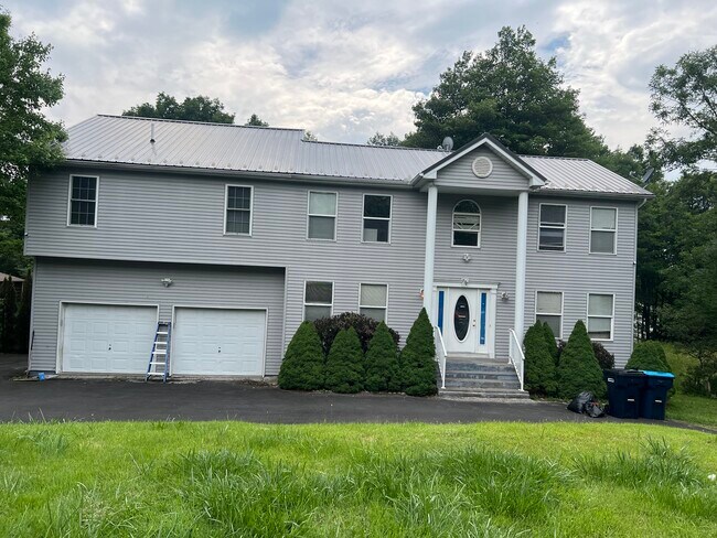 798 Sullivan Trail - 798 Sullivan Trail Scotrun PA 18355 | Apartment Finder