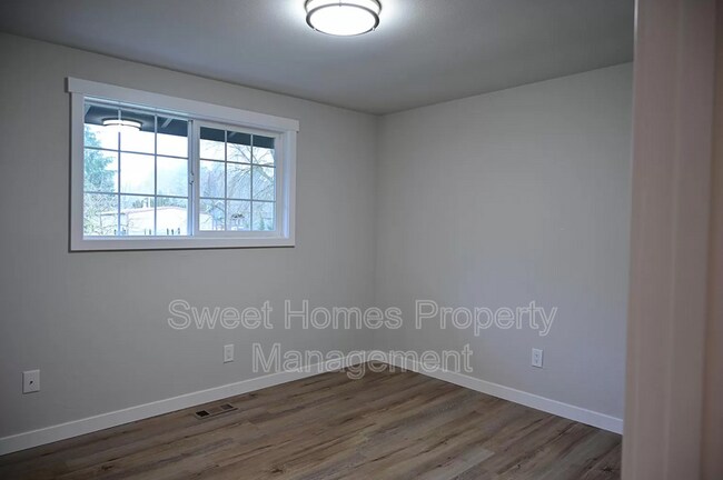 8742 3rd Ave NW - 8742 3rd Ave NW Seattle WA 98117 | Apartment Finder