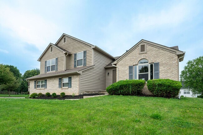 Large 4-level fully remodeled move in read... - 4819 Grove Pointe Dr ...