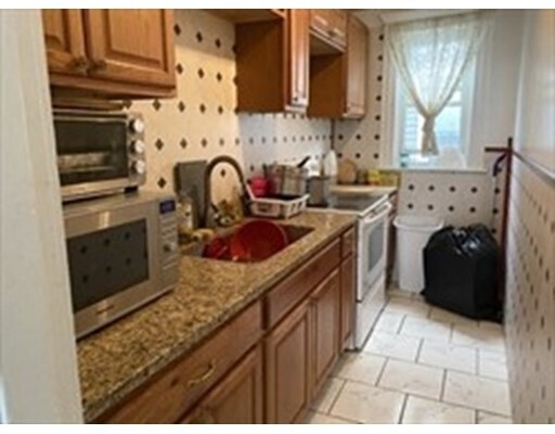 4 Conduit St - 4 Conduit St Lawrence MA 01841 | Apartment Finder