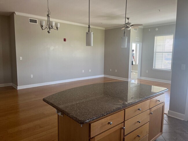 Gorgeous Condo in the beautiful Community ... - 8700 front beach Rd ...