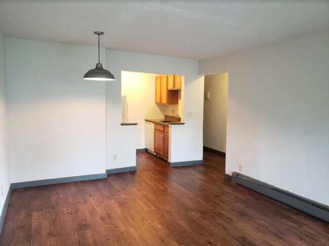 508 Riddle Rd - 508 Riddle Rd Cincinnati OH 45220 | Apartment Finder