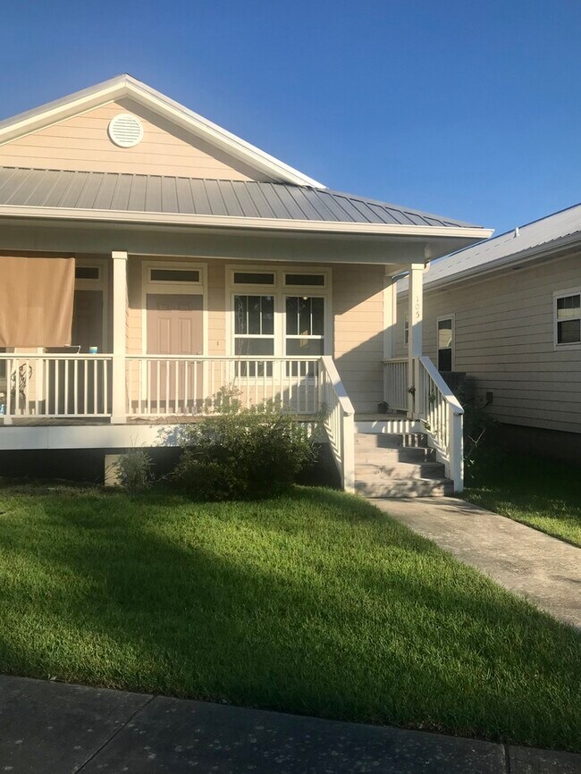 Beautiful 2/1 in Bay St. Louis MS - 105 Old Spanish Trail Bay Saint ...