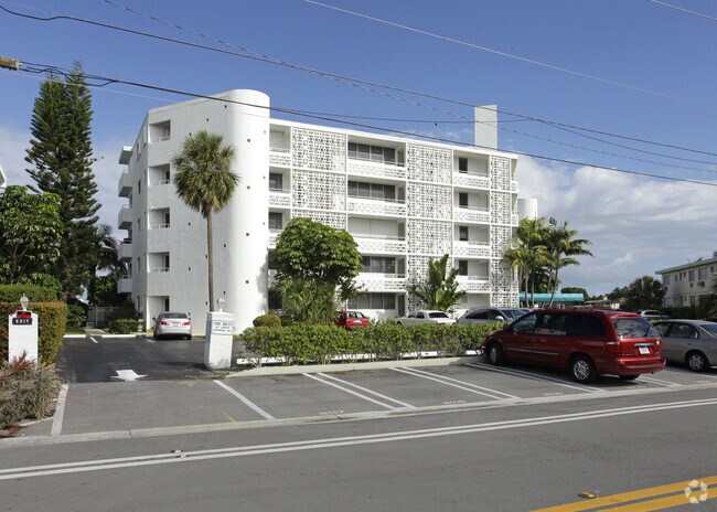 Bay Harbor Island - 1150 103rd St Bay Harbor Islands FL 33154 ...