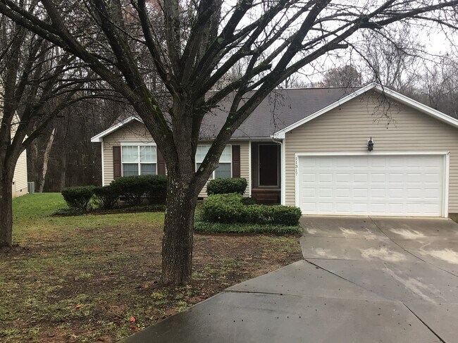 11317 Gold Pan Road - 11317 Gold Pan Rd Charlotte NC 28215 | Apartment ...