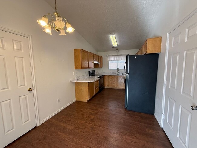 Tri-Plex End Unit - 2655 E 620 N St. George UT 84790 | Apartment Finder