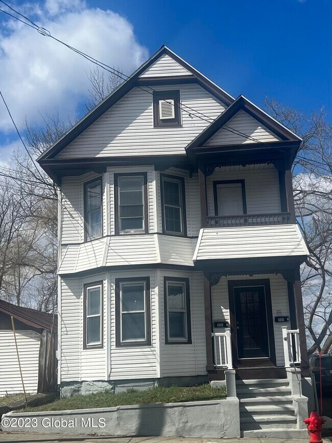 1501 Broadway - 1501 Broadway Schenectady NY 12306 | Apartment Finder