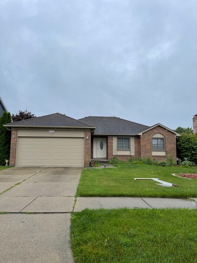 43905 Rivergate Dr - 43905 Rivergate Dr Clinton Township MI 48038 ...