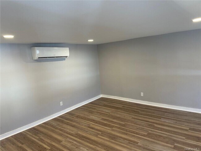 2829 Crompond Rd - 2829 Crompond Rd Yorktown Heights NY 10598 ...