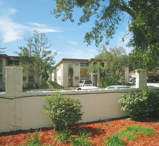 Verra North - 1250 Skipper Rd Tampa FL 33613 | Apartment Finder