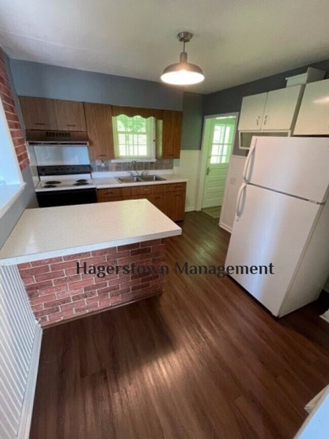 Single Family Home in Big Pool - 12908 Pecktonville Rd Big Pool MD ...