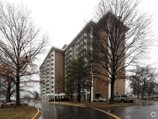 Madison Towers - 591 N Dupont Ave Madison TN 37115 | Apartment Finder