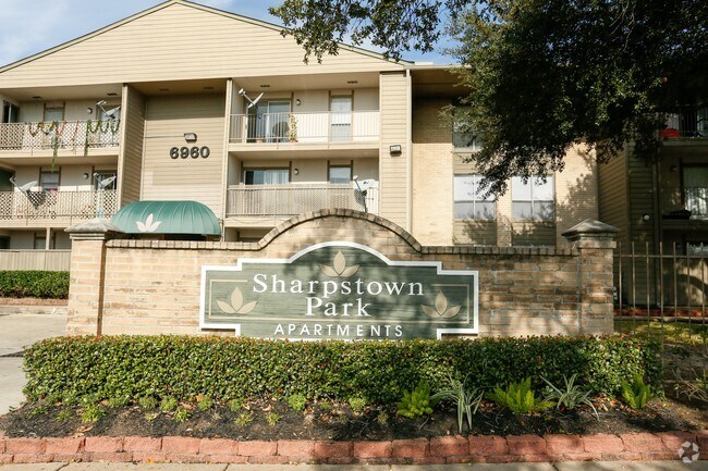 Sharpstown Park - 6960 Bellaire Blvd Houston TX 77074 | Apartment Finder