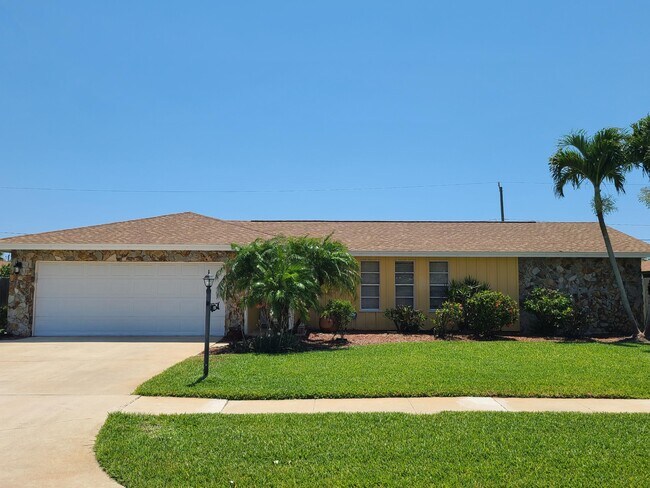 725 Hibiscus Dr - 725 Hibiscus Dr Satellite Beach FL 32937 | Apartment ...