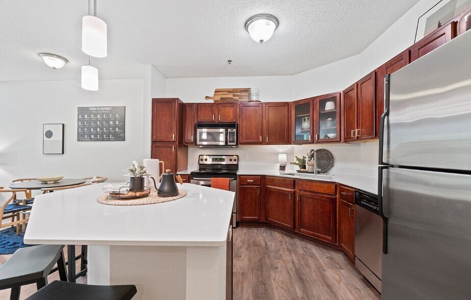 808 Berry Place - 808 Berry St Saint Paul MN 55114 | Apartment Finder