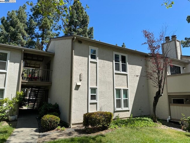 250 Chilpancingo Pkwy - 250 Chilpancingo Pkwy Pleasant Hill CA 94523 ...