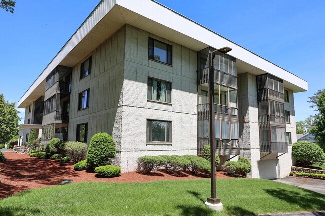 39 Spit Brook Rd - 39 Spit Brook Rd Nashua NH 03060 | Apartment Finder