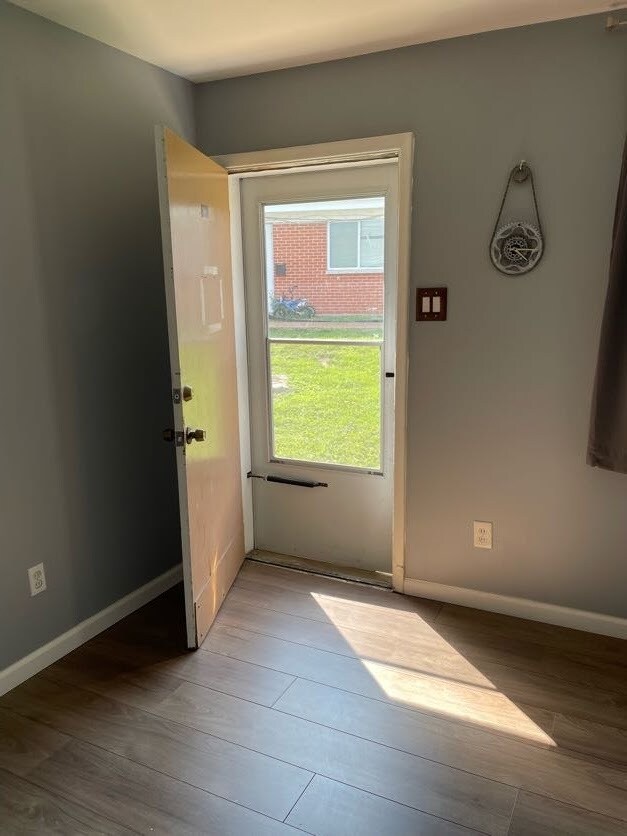 2524 Telegraph Rd - 2524 Telegraph Rd Saint Louis MO 63125 | Apartment ...