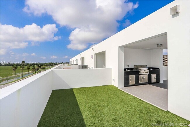 CONTEMPO TOWNHOMES - 3310 NW 91st Ave Doral FL 33172 | Apartment Finder