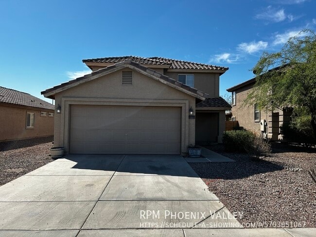 Charming 4x2 Buckeye Home Split Floor Plan... - 22785 W Solano Dr ...