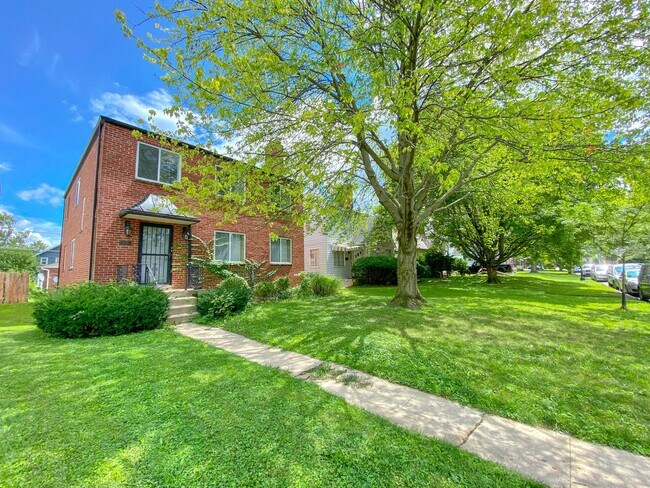 68 N. Westmoor - 68 N Westmoor Ave Columbus OH 43204 | Apartment Finder