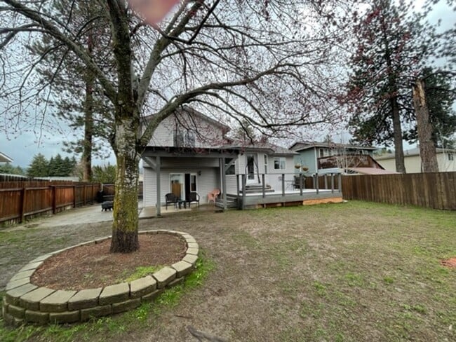 Davis Park Split Level Home (APP#162) - 3233 N 13th St Coeur d'Alene ID ...