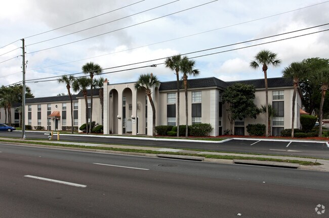 La Aloma Apartments - 3040 Aloma Ave Winter Park FL 32792 | Apartment ...