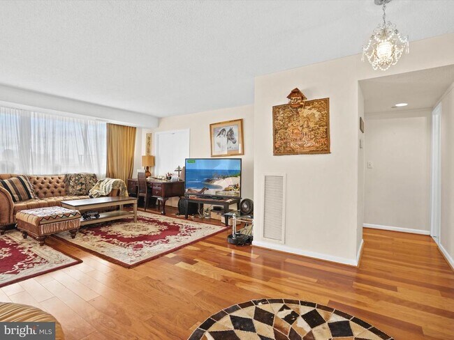 5501 Seminary Rd - 5501 Seminary Rd Falls Church VA 22041 | Apartment ...