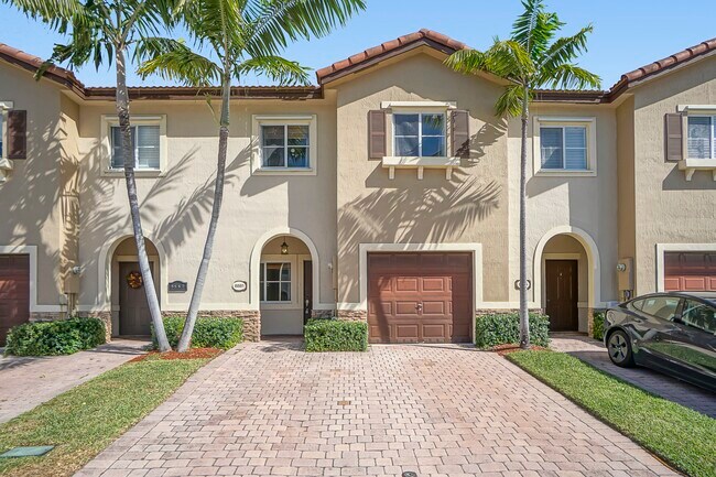 8881 SW 220th Ln - 8881 SW 220th Ln Cutler Bay FL 33190 | Apartment Finder