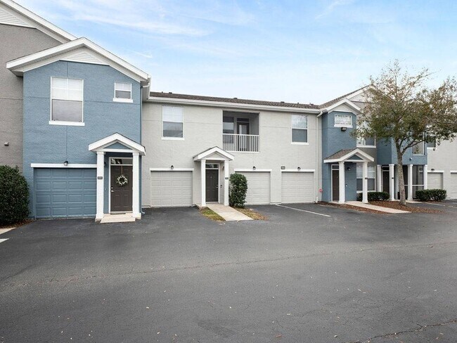 The Kensley - 6371 Collins Rd Jacksonville FL 32244 | Apartment Finder