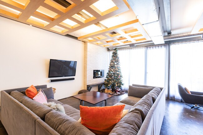 511 N Akard St - 511 N Akard St Dallas TX 75201 | Apartment Finder