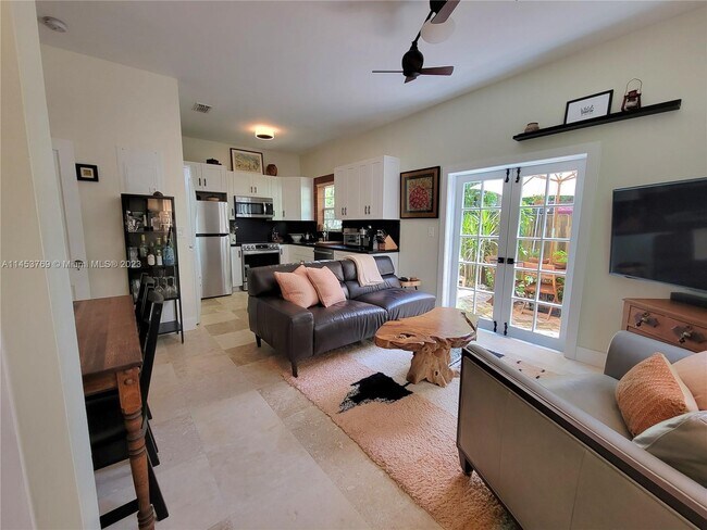 2850 Coconut Ave - 2850 Coconut Ave Miami FL 33133 | Apartment Finder