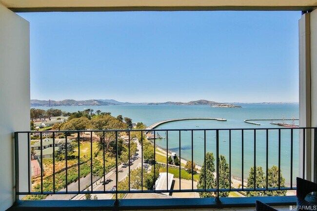 1050 North Point St - 1050 North Point St San Francisco CA 94109 ...