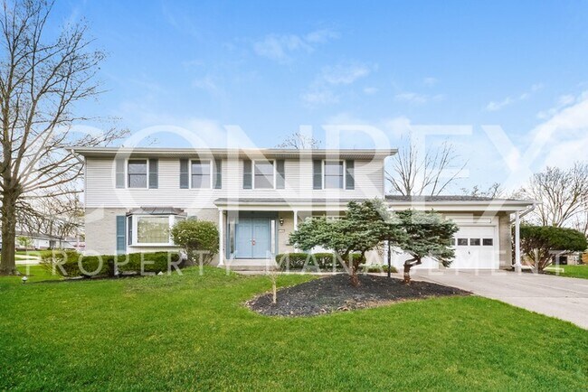 Traditional 2-Story Home in Springdale! - 11995 Brookston Dr Cincinnati ...