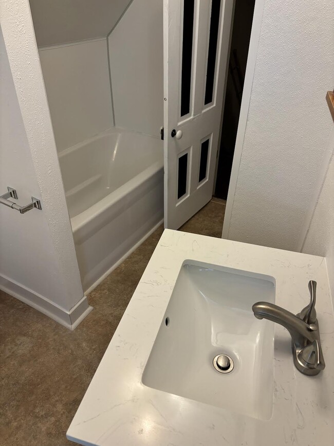 520 S 4th St - 520 S 4th St Mankato MN 56001 | Apartment Finder