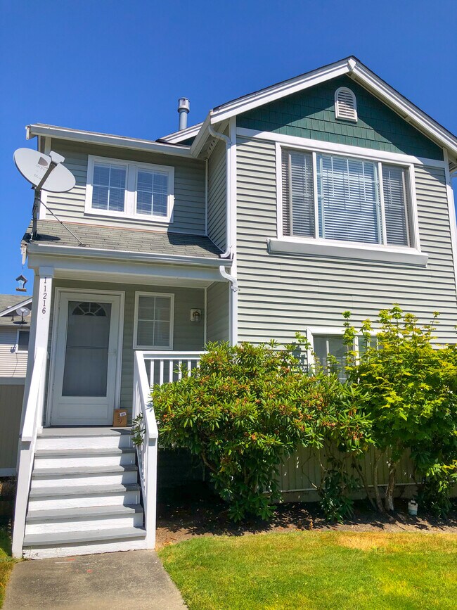 11216 3rd Avenue Ct E - 11216 3rd Avenue Ct E Tacoma WA 98445 ...