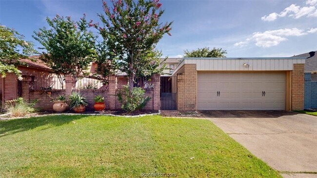 3004 Gleneagles Court - 3004 Gleneagles Ct Bryan TX 77802 | Apartment ...